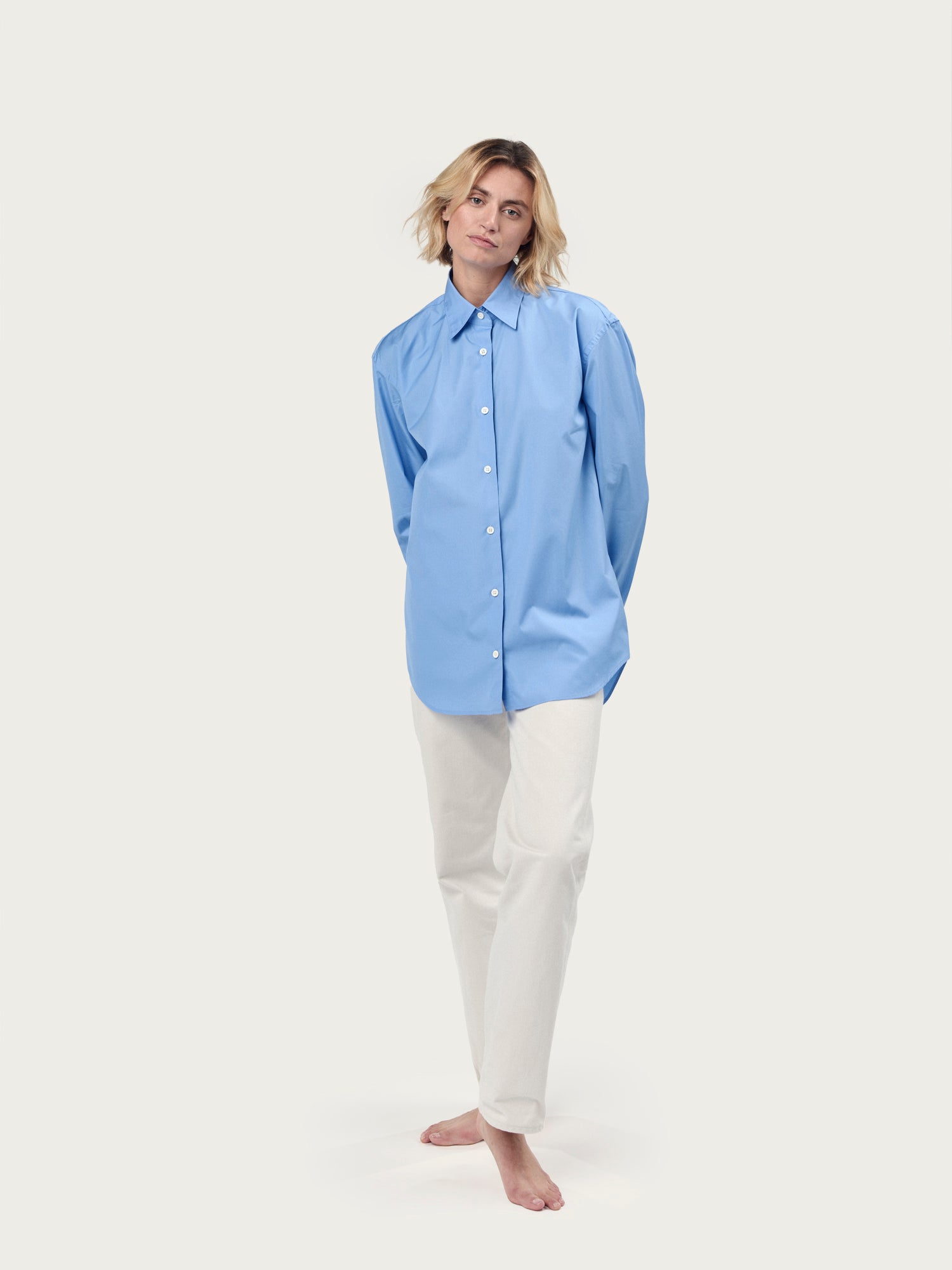 THE CLASSIC SHIRT | Bleu – crimson-cashmere