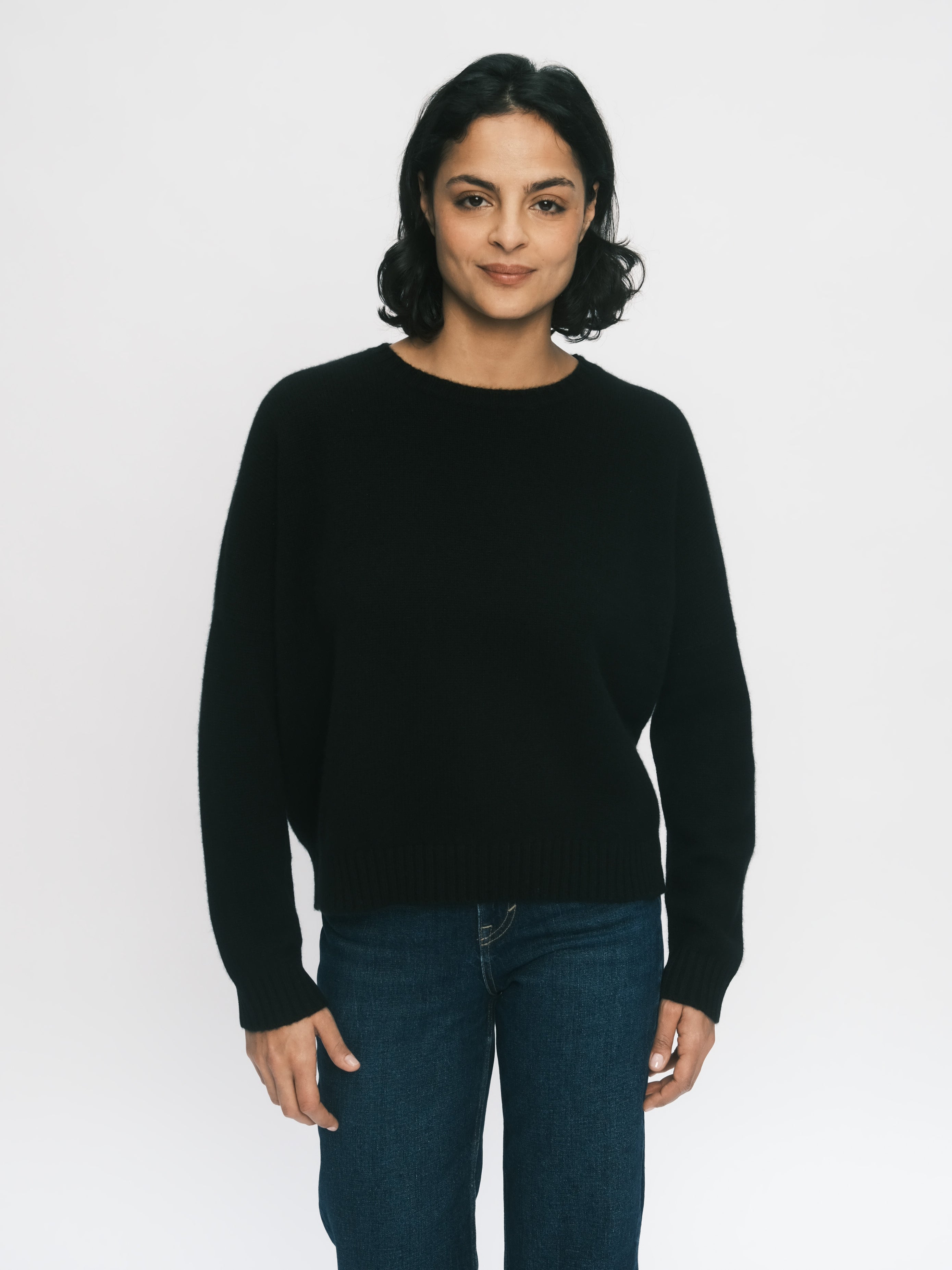THE TRAPEZE SWEATER | BLACK – crimson-cashmere