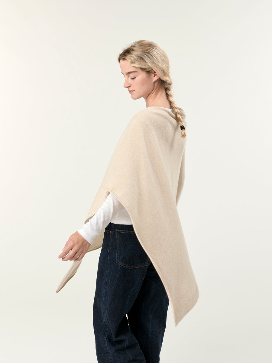 THE CLASSIC PONCHO | OOLITE – crimson-cashmere